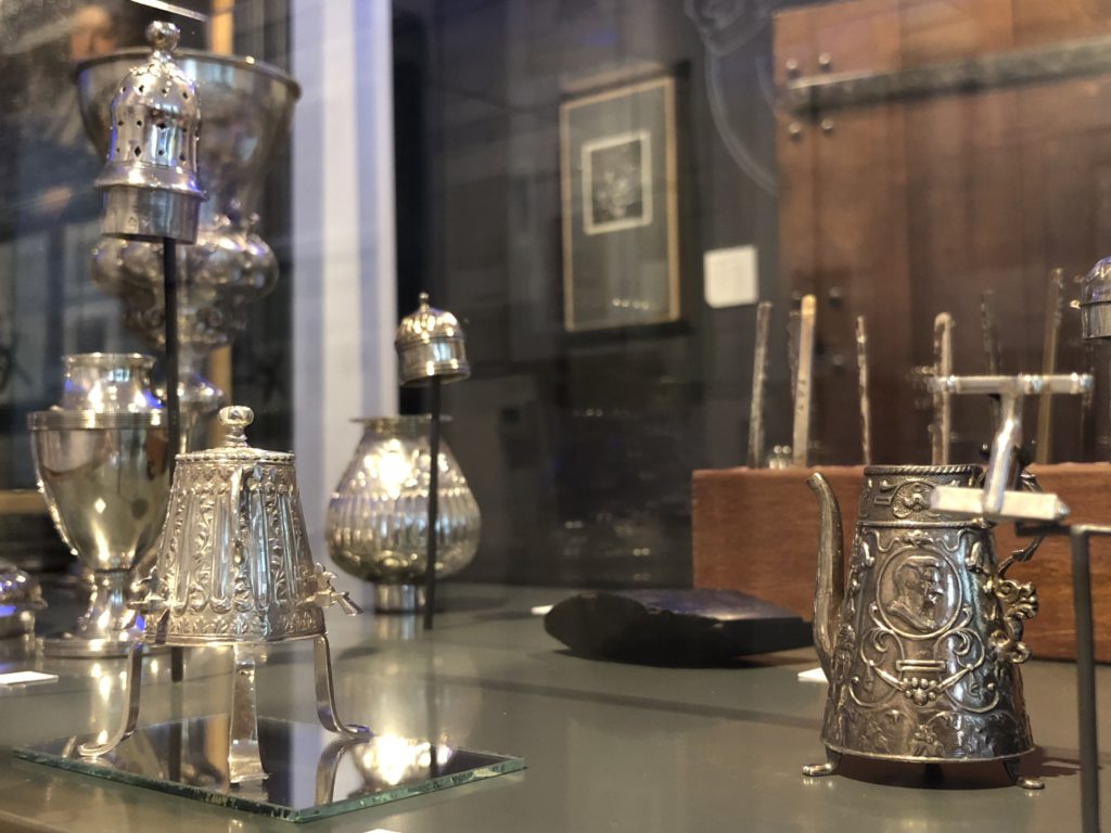 Nieuw zilver in het museum - Belasting & Douane Museum